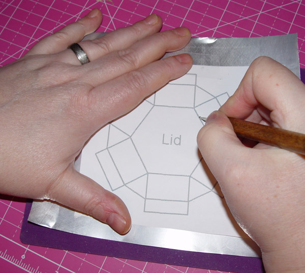 Bombshell Stamps Blog: Bombshell Tutorial - Soda Can Trinket Box