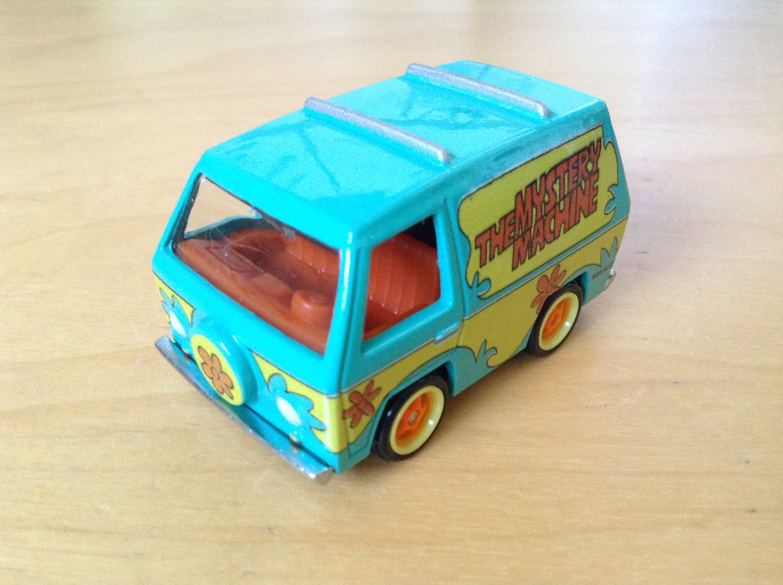 JULIAN'S HOT WHEELS BLOG: Mystery Machine (2016 Retro Entertainment ...