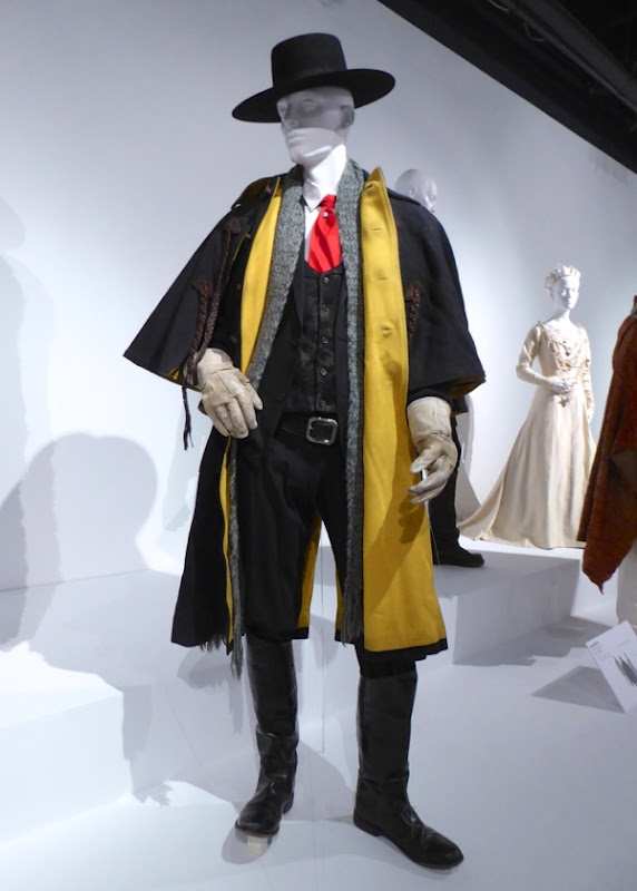 Hollywood Movie Costumes and Props: Men's costume inspiration for ...