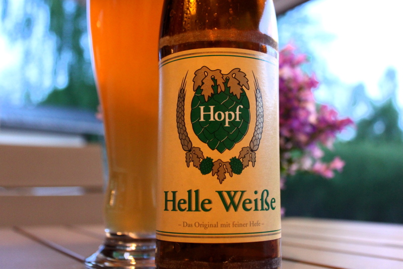 OLUTKELLARI: Hopf Helle Weiße