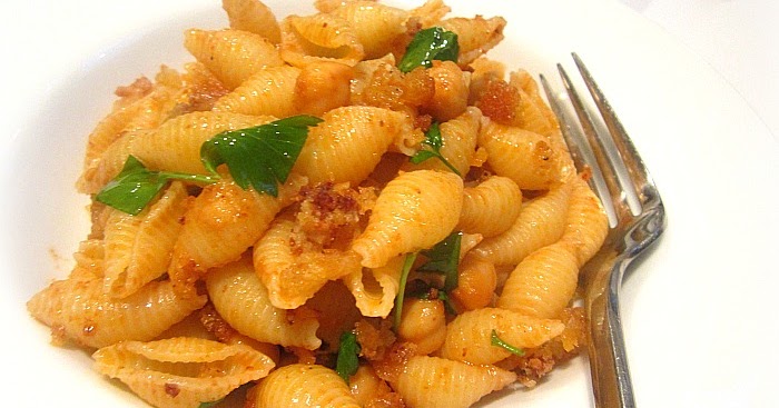 Pasta w/ Chickpeas, Anchovies & Crumbs