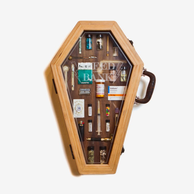 HORROR ILLUSTRATED: Boxes of Death, an artistic celebration of the ...