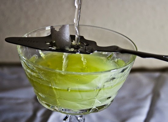 ABSINT - mala škola: Šta je Absint