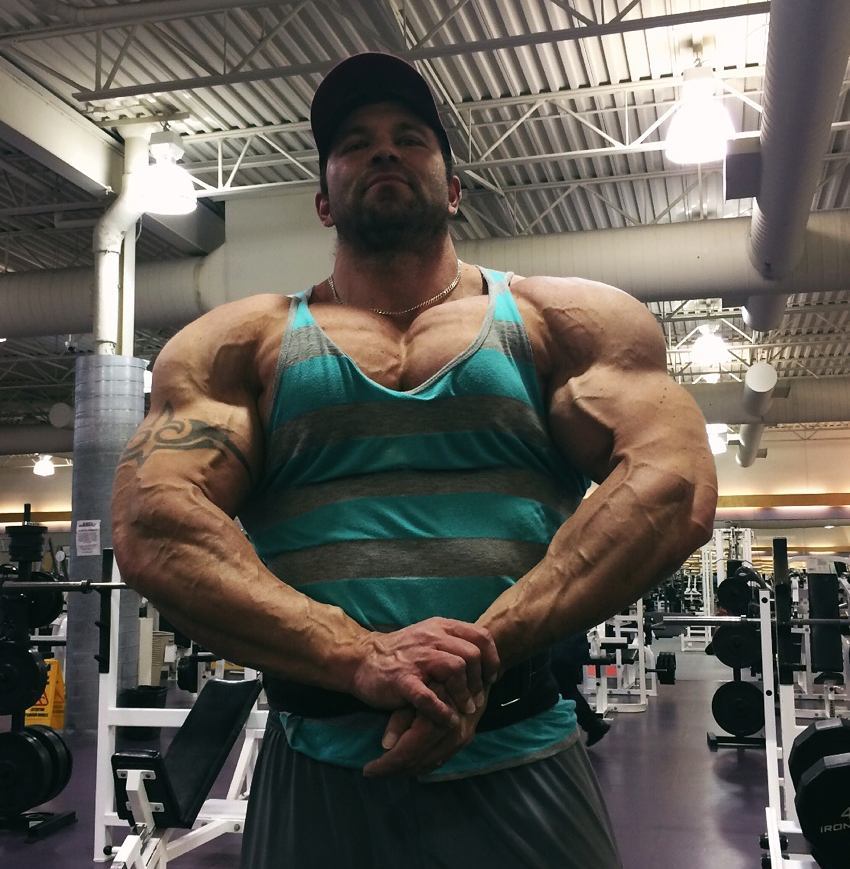 Muscle Lover: Canadian muscle mutant Mike Zylstra