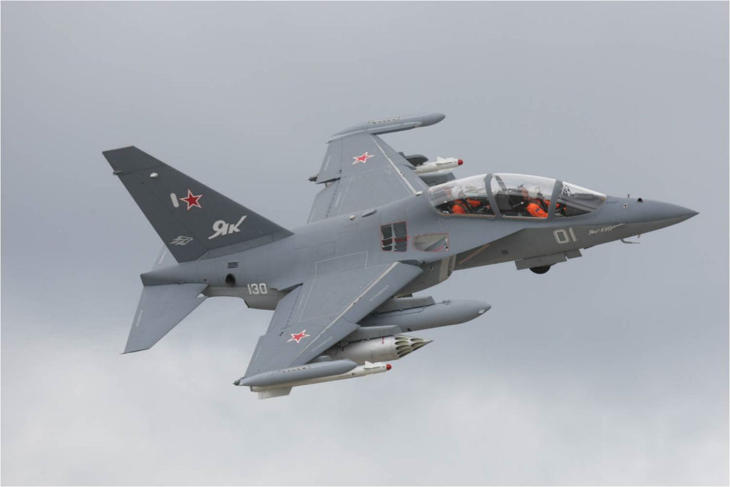 Yakovlev Yak-130 Mitten - Jet Latih Tempur Yang Canggih - Radar ...