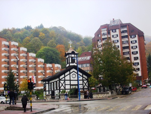 NOTHING AGAINST SERBIA: Interesting Buildings in Majdanpek