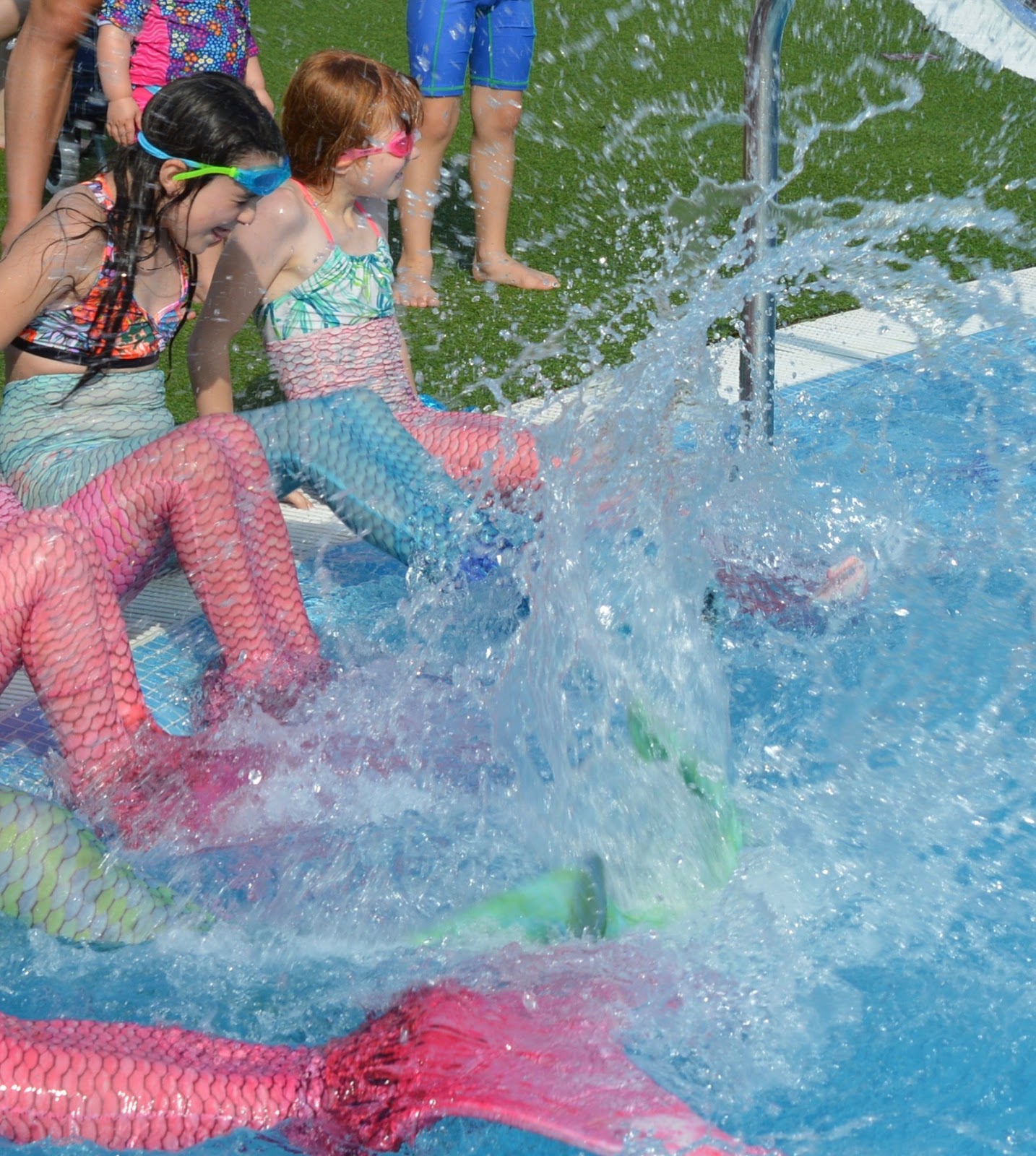 Pirate Swimming Pools and Mermaid Lessons at Pirates Village, Majorca ...