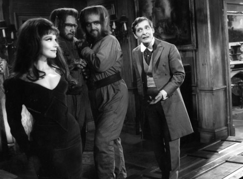 Carry On Blogging!: My top 3 favourite Carry On films