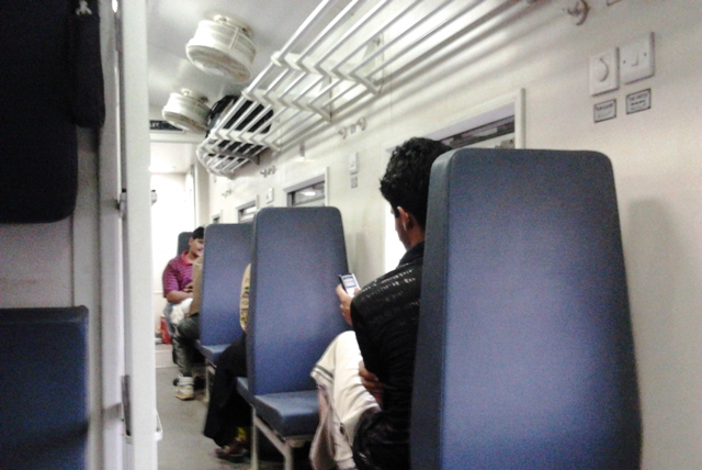 Muzzammil's Travels: Karachi to Kalash Nonstop - a 50 Hours Marathon