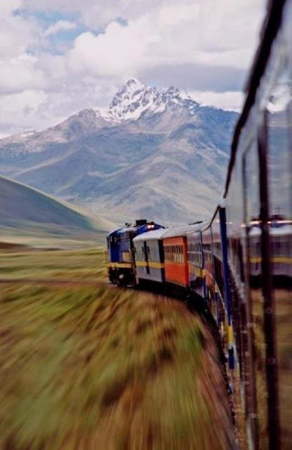 12 Amazing Sceneries of Beautiful Trains