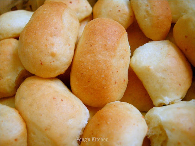Peng's Kitchen: Mini Cheese Bread