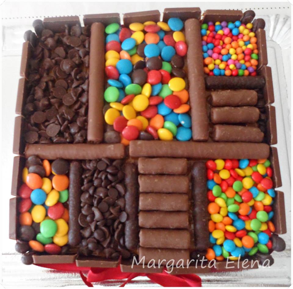 La Margarita - Cocina y deco: Torta con rocklets y golosinas