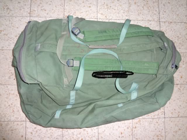 Webbingbabel: Israel Defense Forces Combat Field Carry All Duffle Bag.