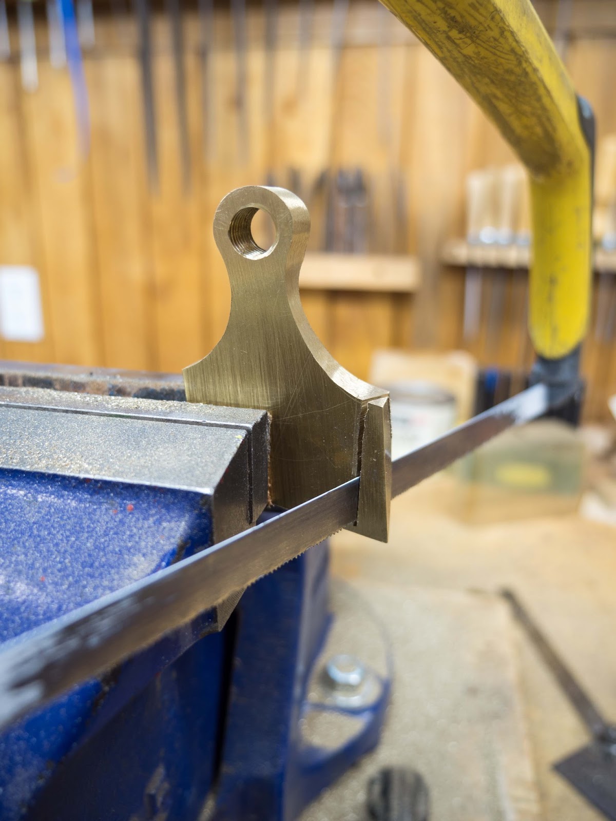 Sauer & Steiner: an unconventional lever cap