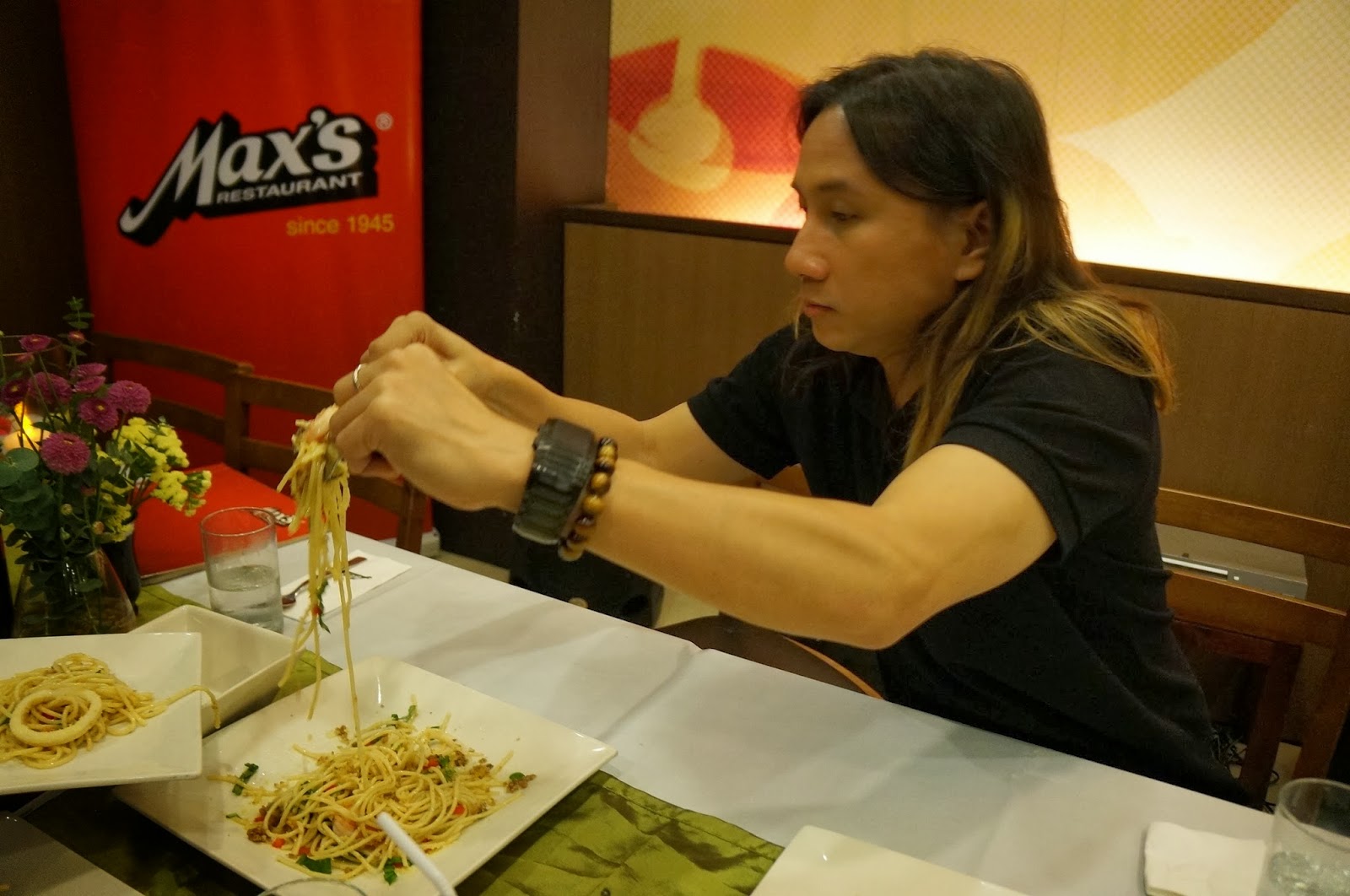 Chef Lau Introduces Max's Dinner Specials : A Festive Evening of Great ...