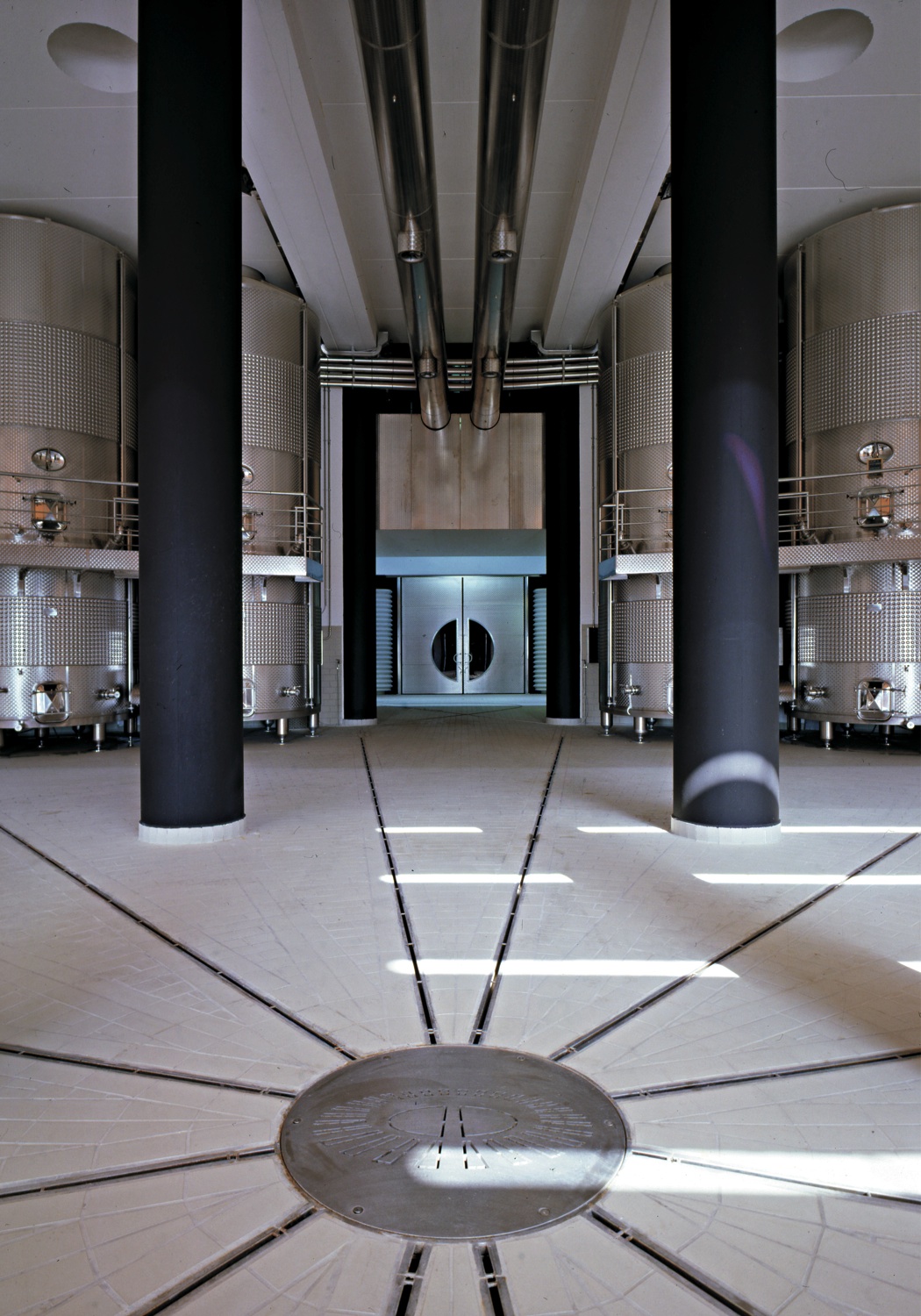 The temples of consumption: Mario Botha. The new winery, Chateau Fozher ...