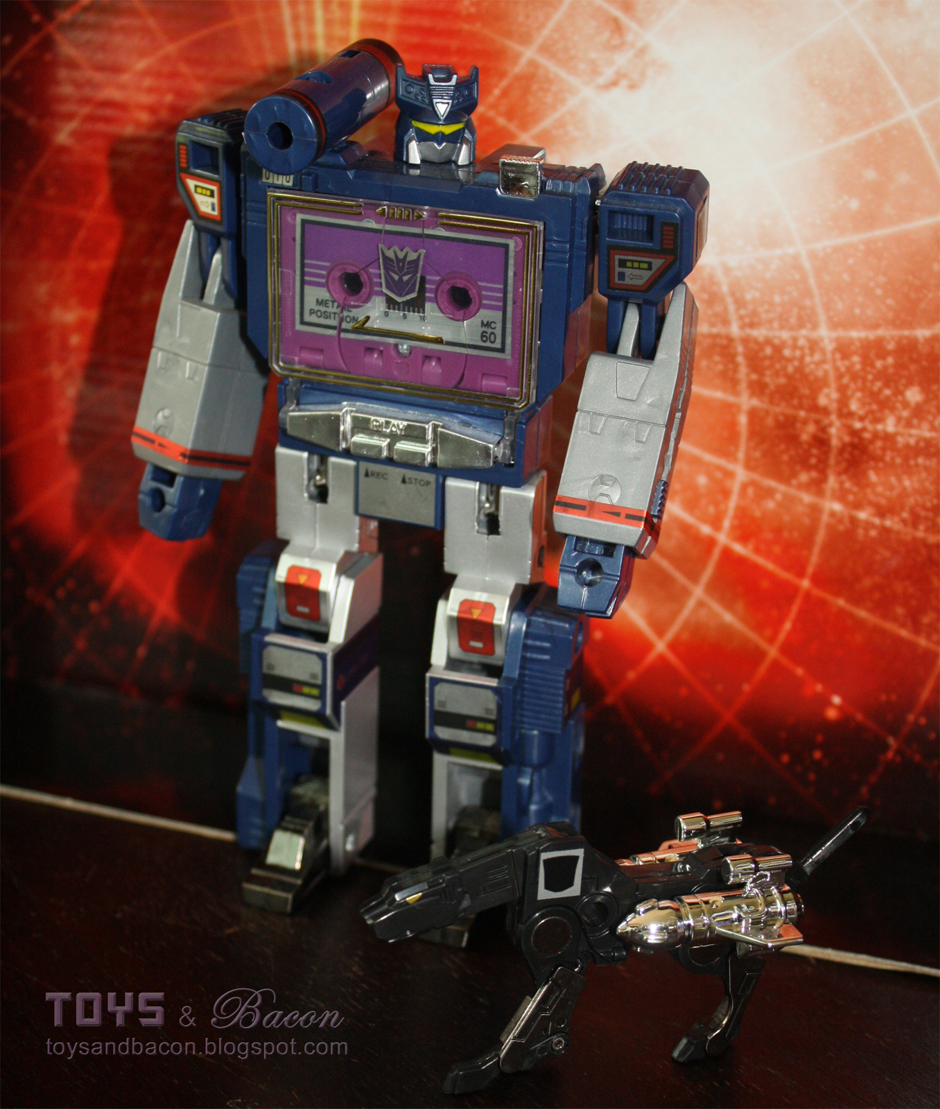 Toys and Bacon: Soundwave