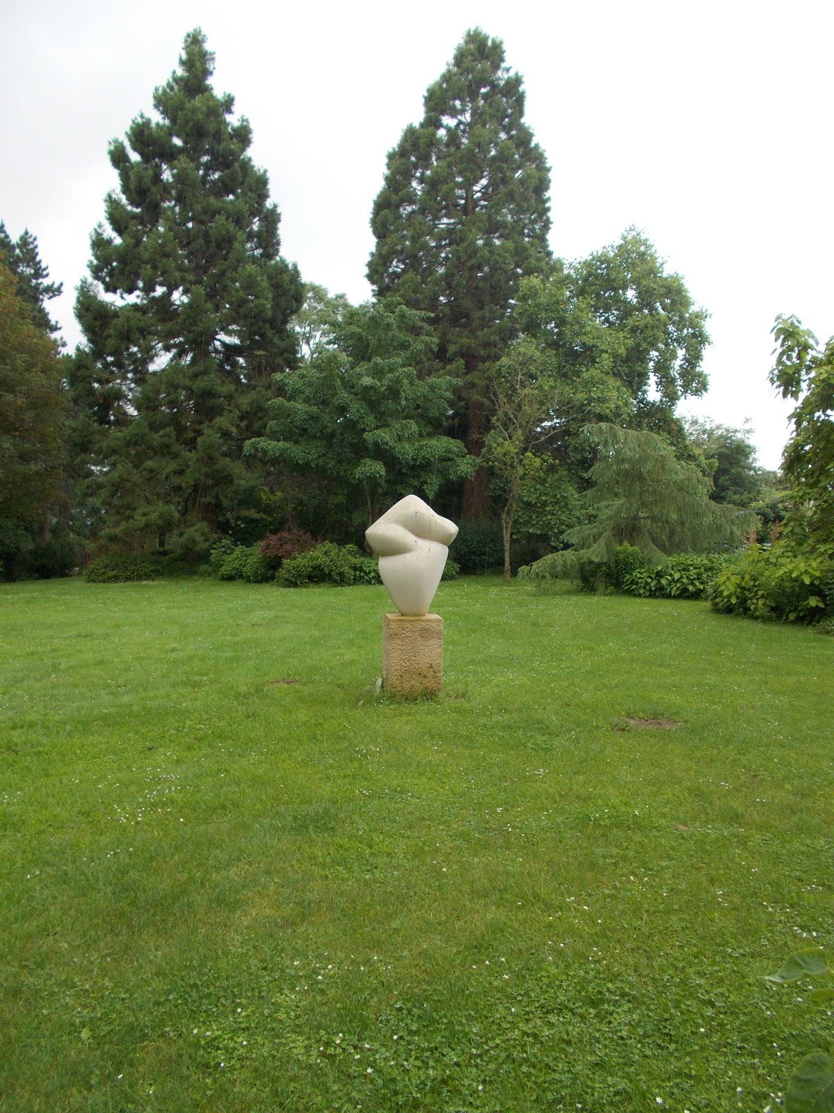 Gudde Moien zu Lëtzebuerg: Park Tony Neuman, Limpertsberg