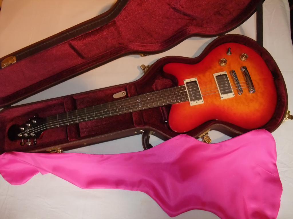 So many guitars, so little talent: Indie #32 - 'Shape' quilted cherry ...