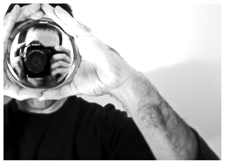 Alyssa's Photojournalism Blog: Self portrait and self portrait Part 2 ...