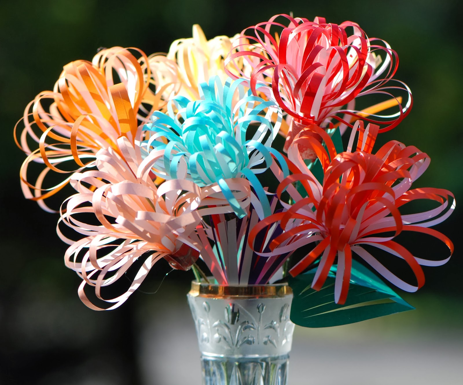 Trying Out "Paper Blooms" by Jeffery Rudell