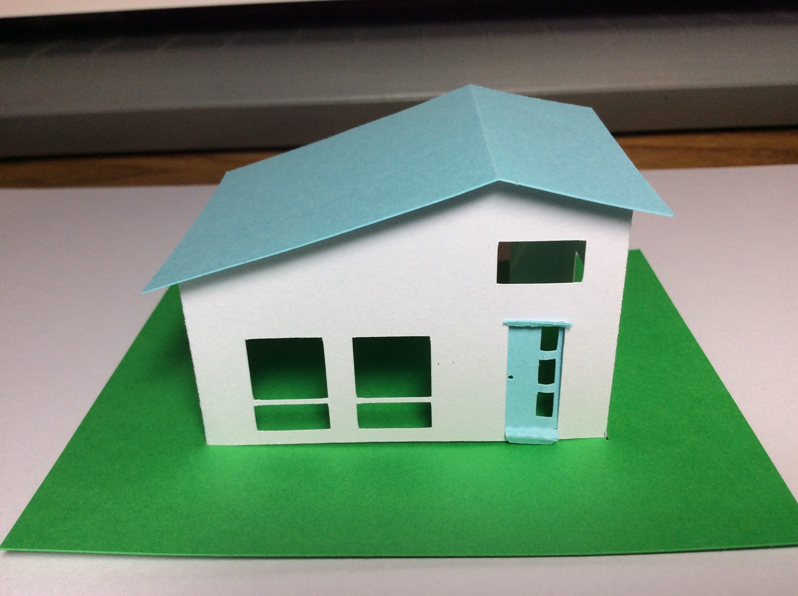 Papercrafts and other fun things: Miniature House #20 - Mid Century Modern