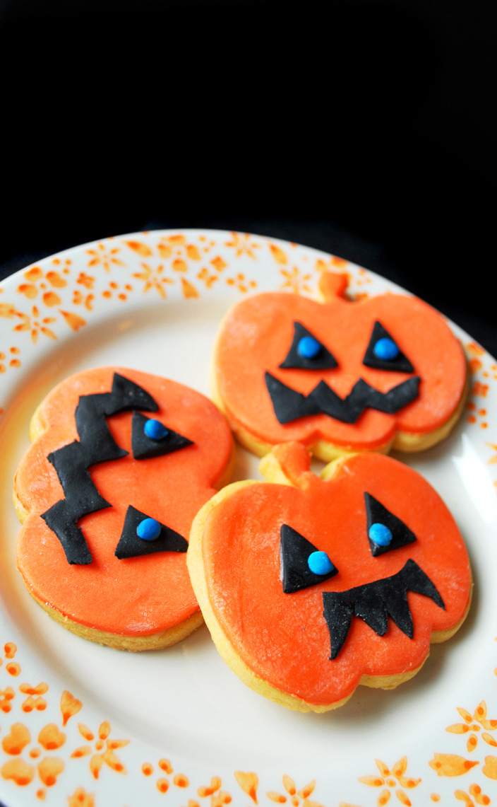 Butterfly Pie: Halloween Shortbread Cookies