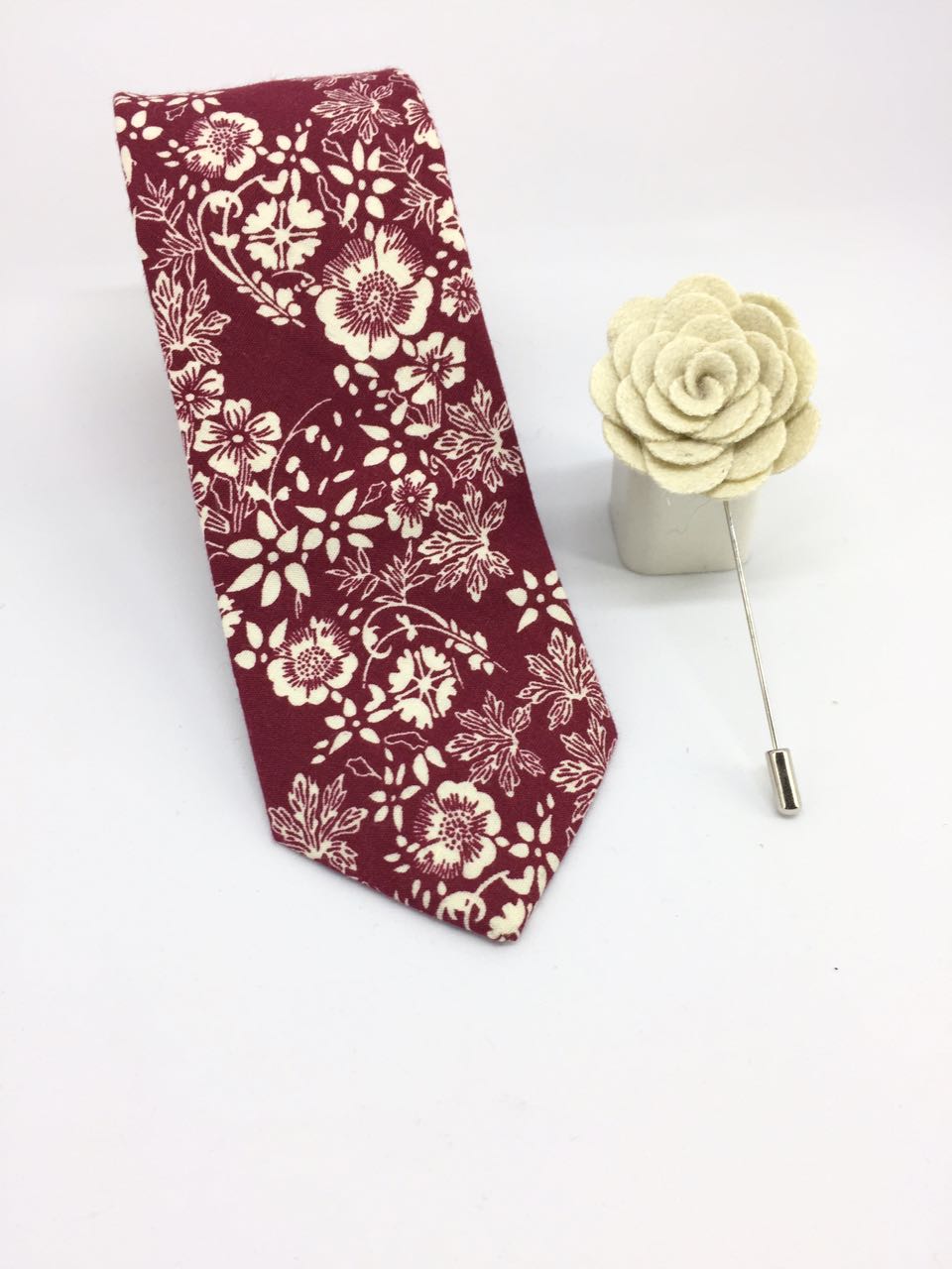 Corbata de Flores + Pin de flores para saco de hombres - Elegantísimo