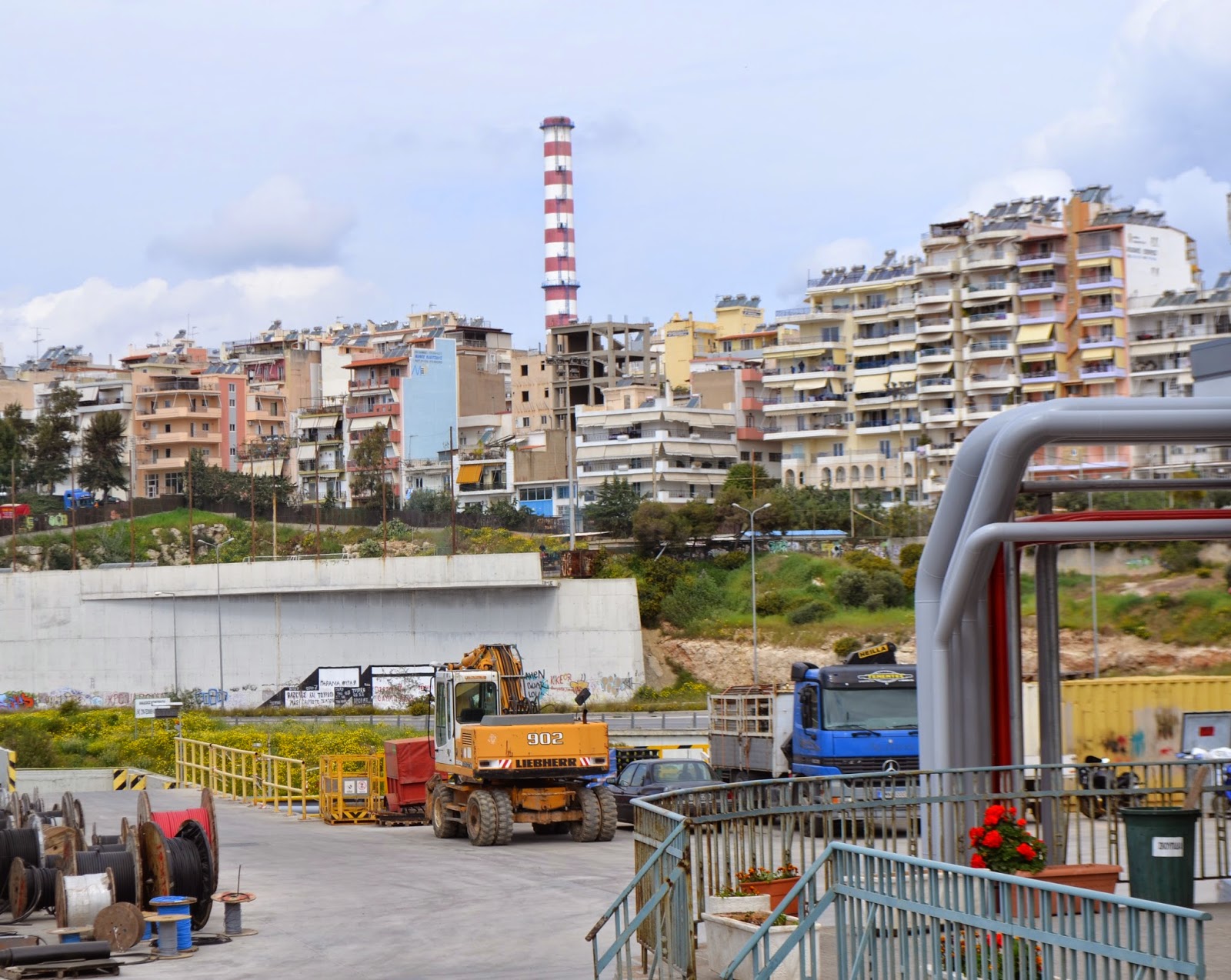 ΑΠΑΝΤΗΣΗ ΤΟΥ ΔΗΜΑΡΧΟΥ ΚΕΡΑΤΣΙΝΙΟΥ – ΔΡΑΠΕΤΣΩΝΑ, ΧΡΗΣΤΟΥ ΒΡΕΤΤΑΚΟΥ, ΣΤΗΝ ...