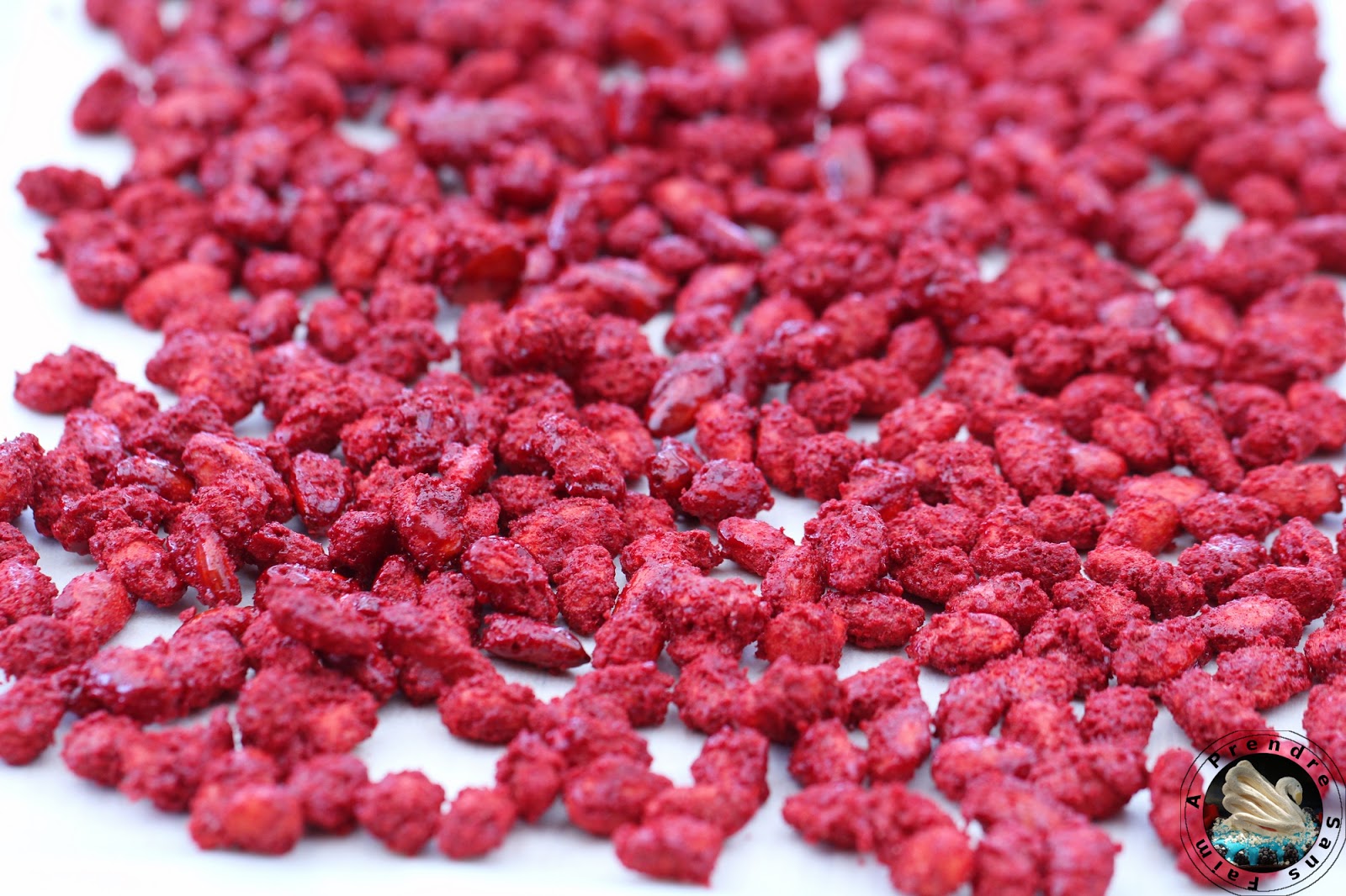 Pralines roses fait maison | Praline rose, Praline, Recette praliné