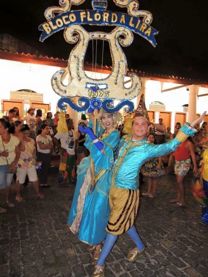 OPINIÃO TRIUNFO: BLOCO "FLOR DE LIRA" DE OLINDA FAZ ANIVERSÁRIO, 43 ...