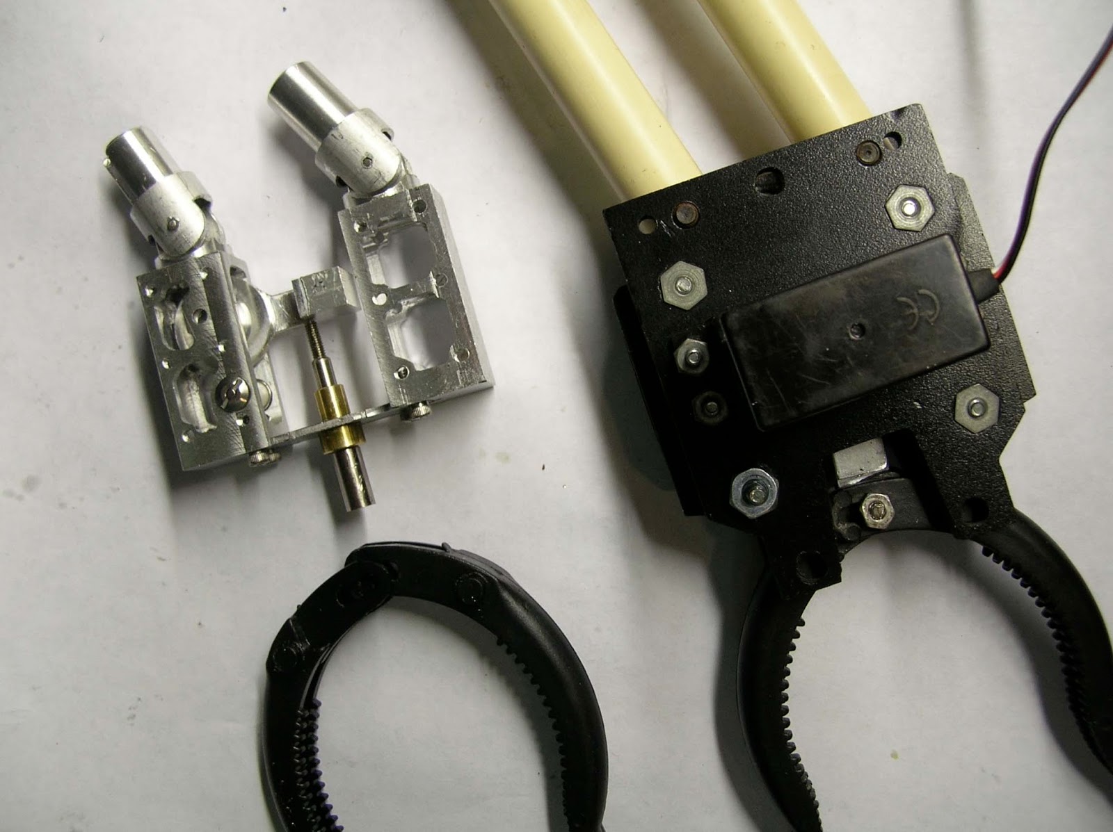 Robert's Projects: My Robotic Arm