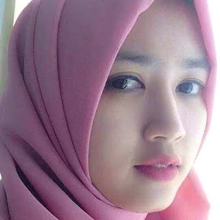 10 Foto Cewek Jilbab Cantik-Cantik yang Bakal Bikin Hati Gemas - INSOPEDIA