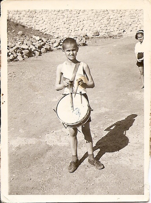 Georges Iatrou: ΤΟ ΤΥΜΠΑΝΟ
