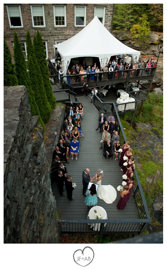 JF + AB Photography Blog: Kelly and Jay's wedding at Ledges Hotel