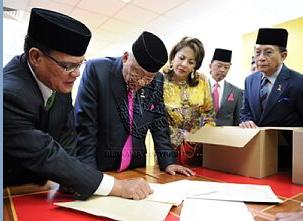 Maharum Bugis Syah (MBS): Sultan Pahang Rasmi Bangunan Arkib Negara ...