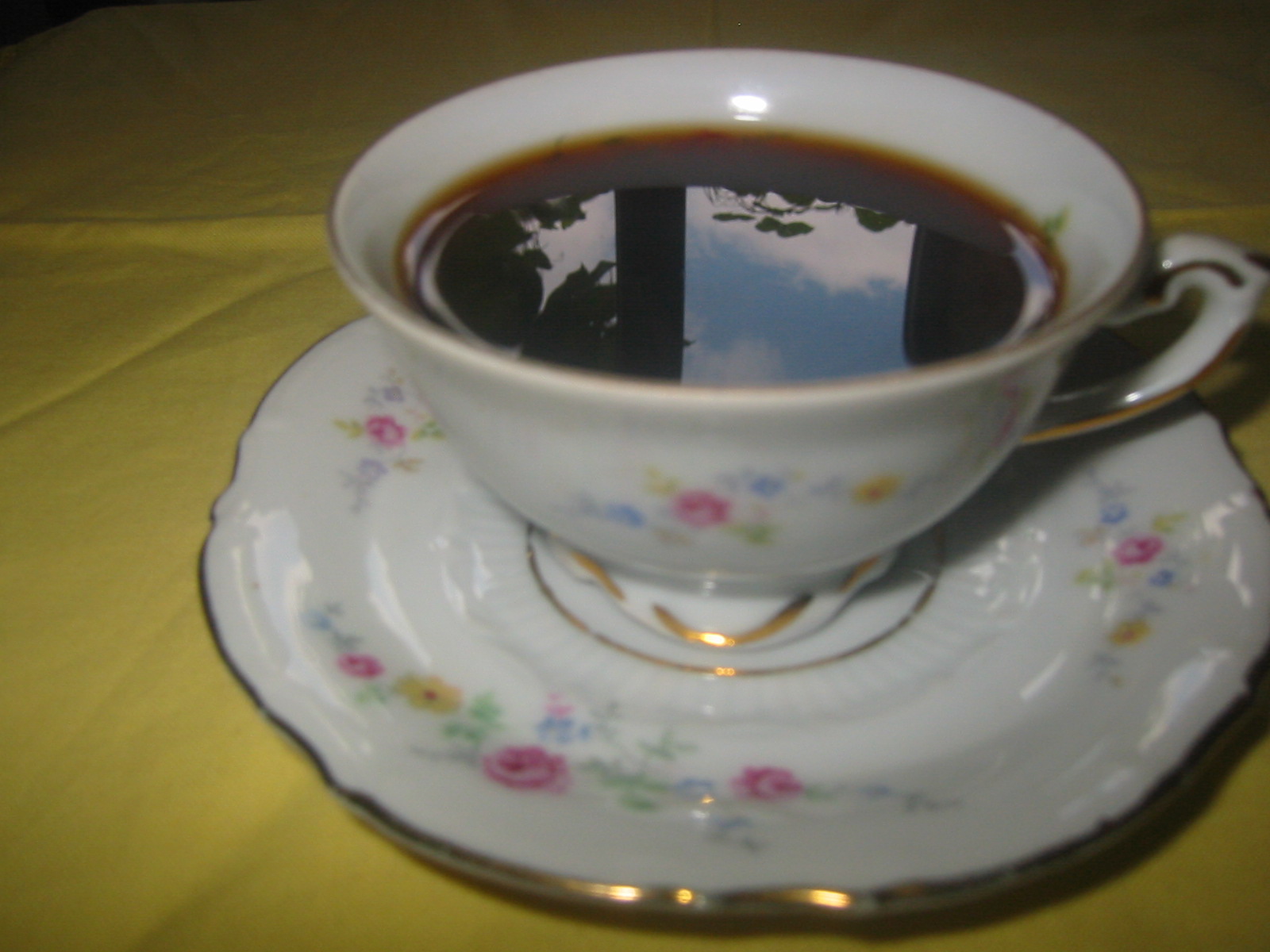 IUBESC VIATA: Cafeaua de weekend in ceasca veche de 100 de ani