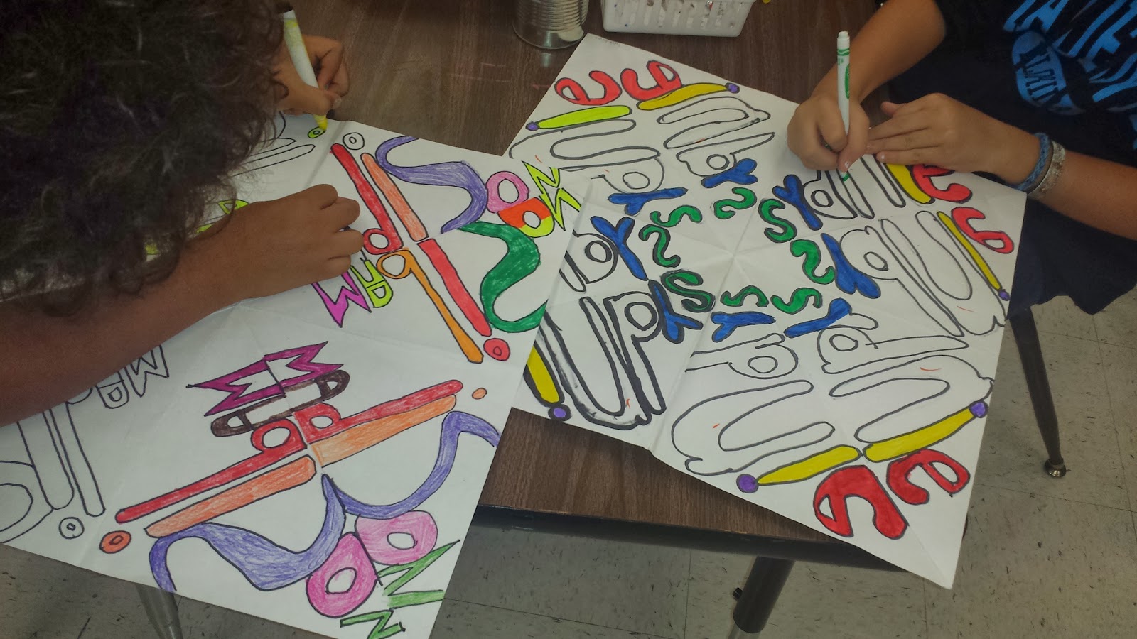 Mrs. Mona Lisa's Art Spot!: 5th grade Radial Name Design