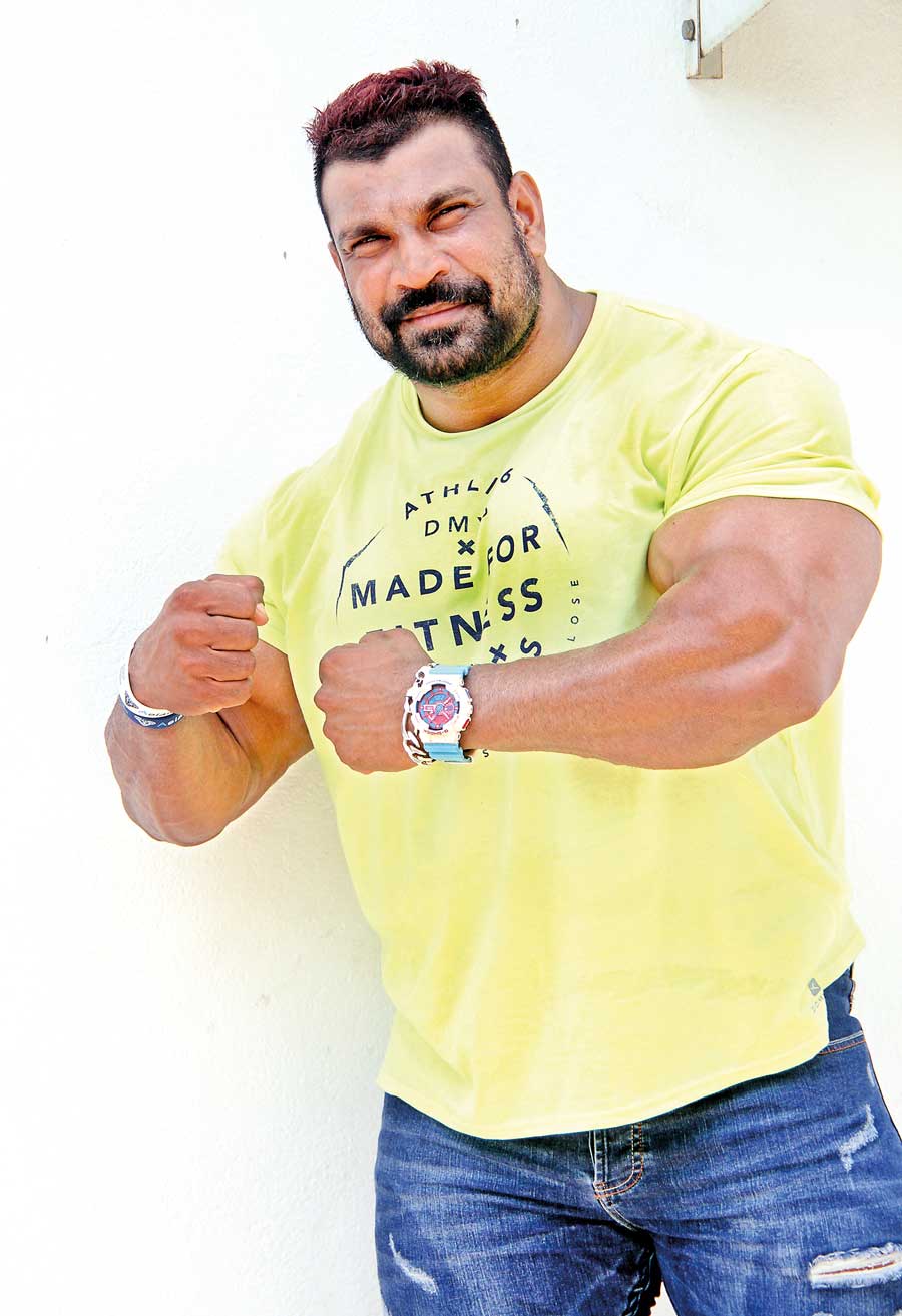 Muscle Lover: Sri Lankan bodybuilder Lucion Pushparaj - Black Lion of ...