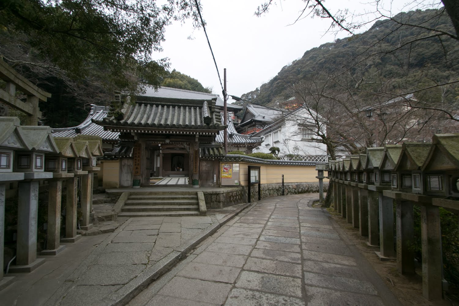 Shigisan Castle -The most notorious bandit in Sengoku era- | Japan ...