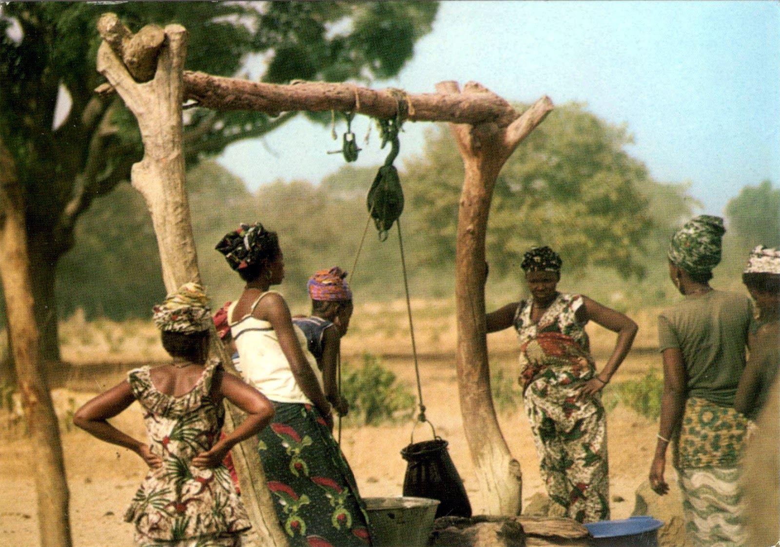 WORLD, COME TO MY HOME!: 2265 SENEGAL - Serer and Fula women in Saloum