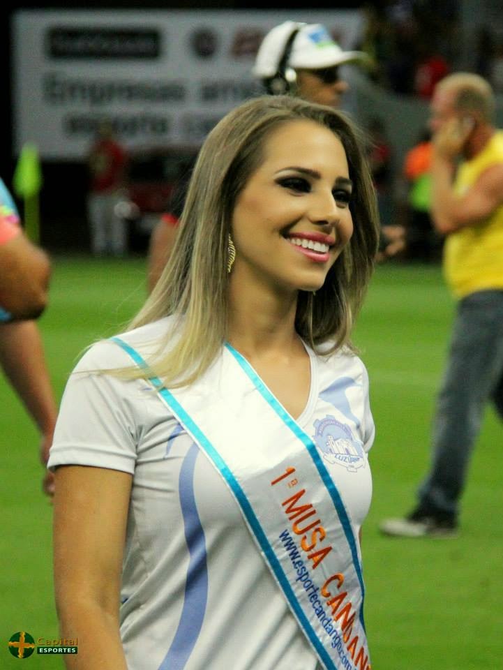 SEX 369: Jessica Lemos está de volta e mais gata do que nunca