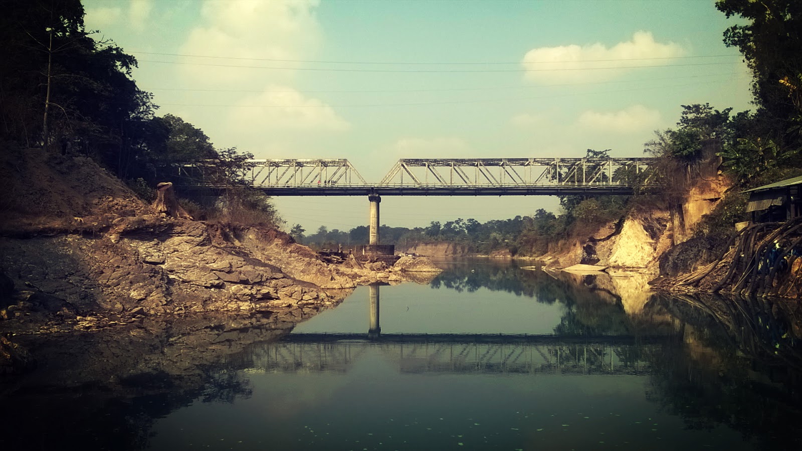 Bindass Axomia: Dillighat of Namrup - A famous picnic spot of Upper Assam.