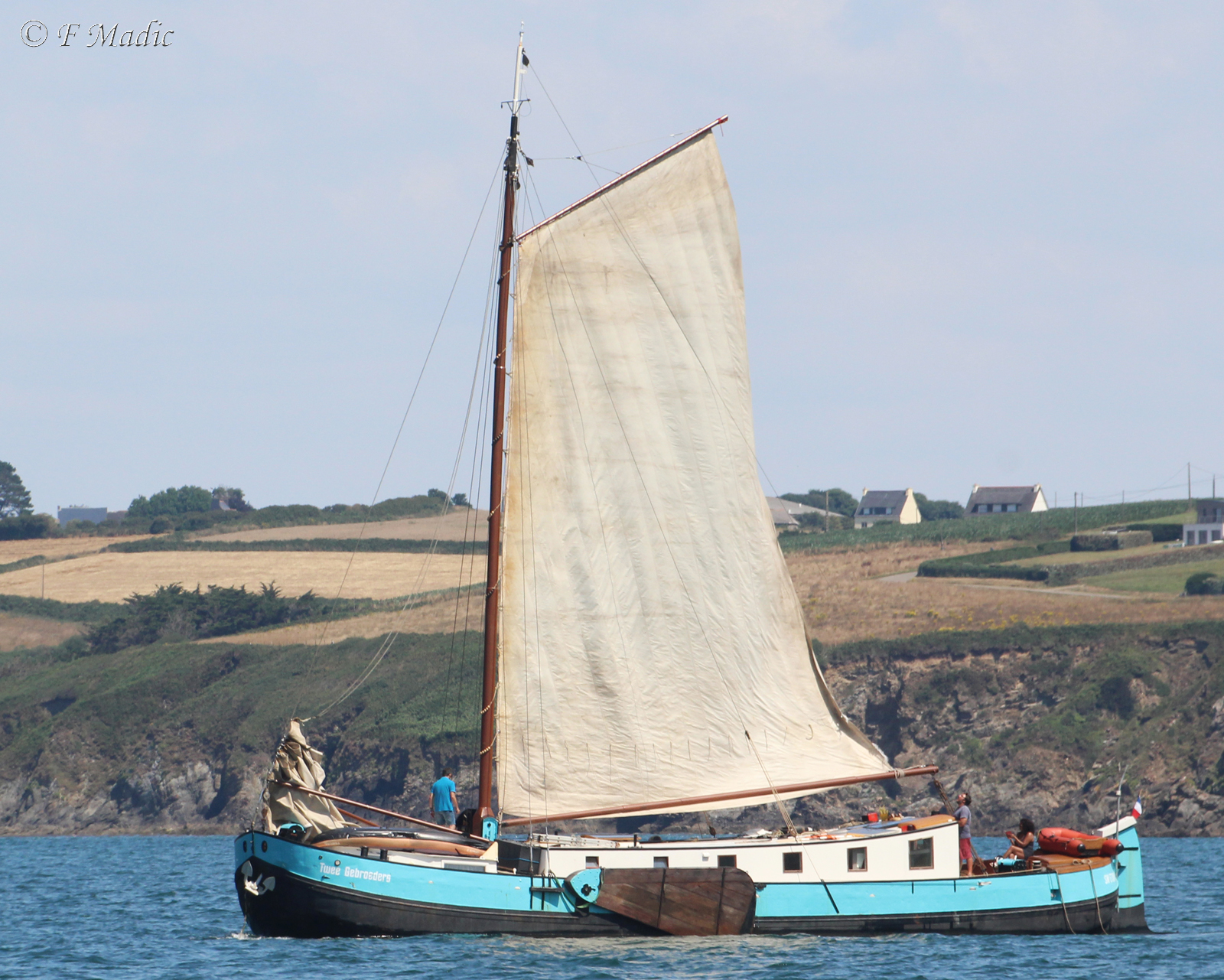 Voilier à un mât (voile aurique ou carrée): TWEE GEBRODERS (SM ET3041)