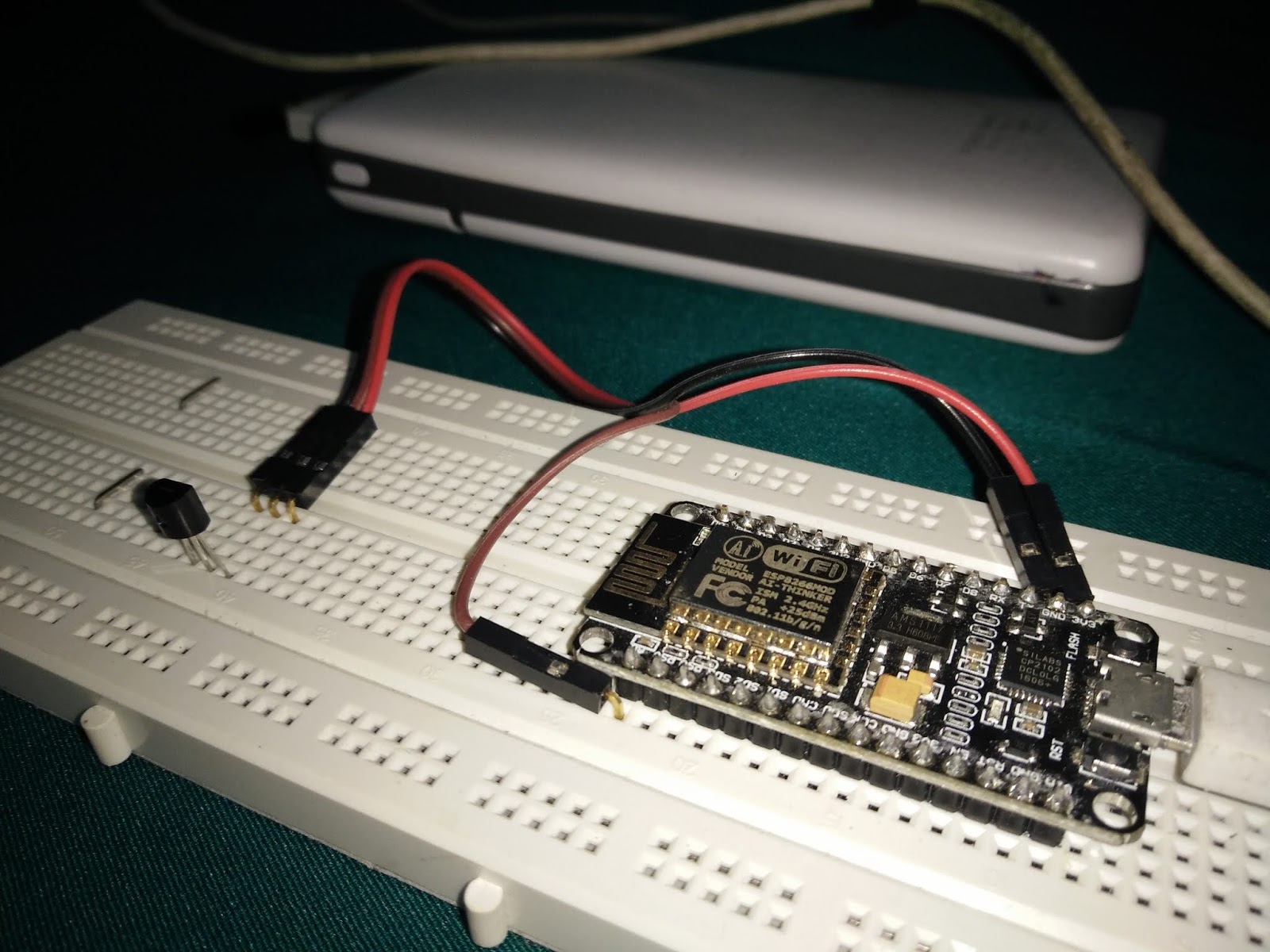 SENSOR LM35 MENGUNAKAN NODEMCU 12E SEBAGAI KOMUNIKASI IOT |jasa pemrograman arduino