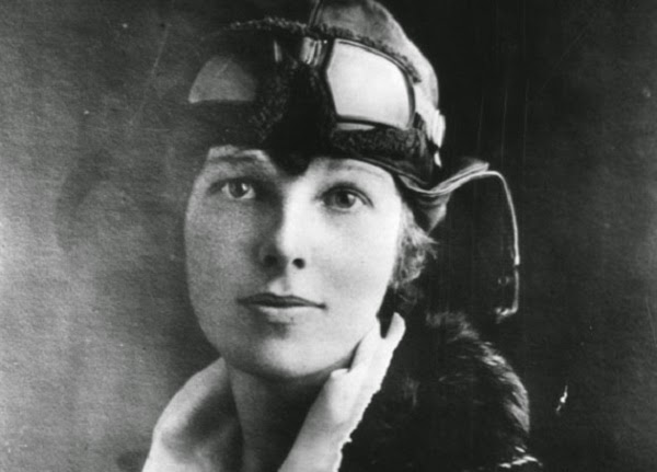 Mujerícolas: Amelia Mary Earhart .Aviadora Intrépida