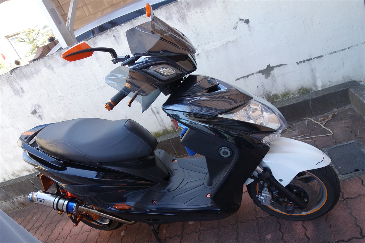 blueskyfuji: 台湾シグナスX SE465 2012 Black Series仕様 続き