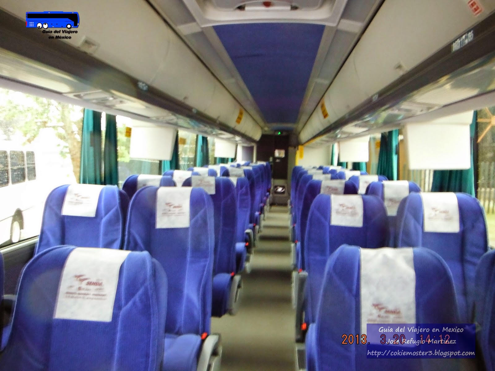 Viendo interiores de autobuses