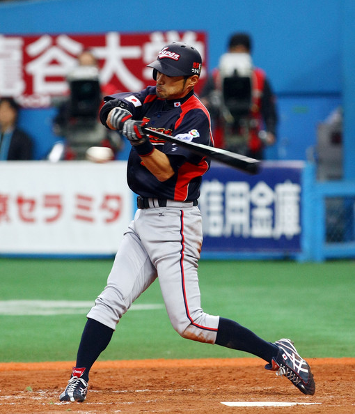 Ichiro Suzuki Japanese Baseball Player - Minibio and Pictures - The ...