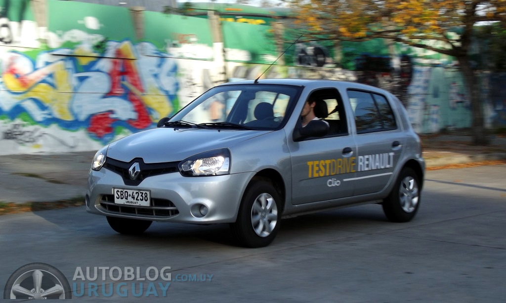Prueba: Renault Clio Mío Pack 1.2 (Parte 2) : Autoblog Uruguay ...